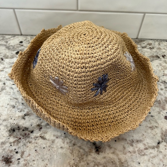 Accessories | 10 Natural Straw Tan Beige Floral Crushable Rollable ...